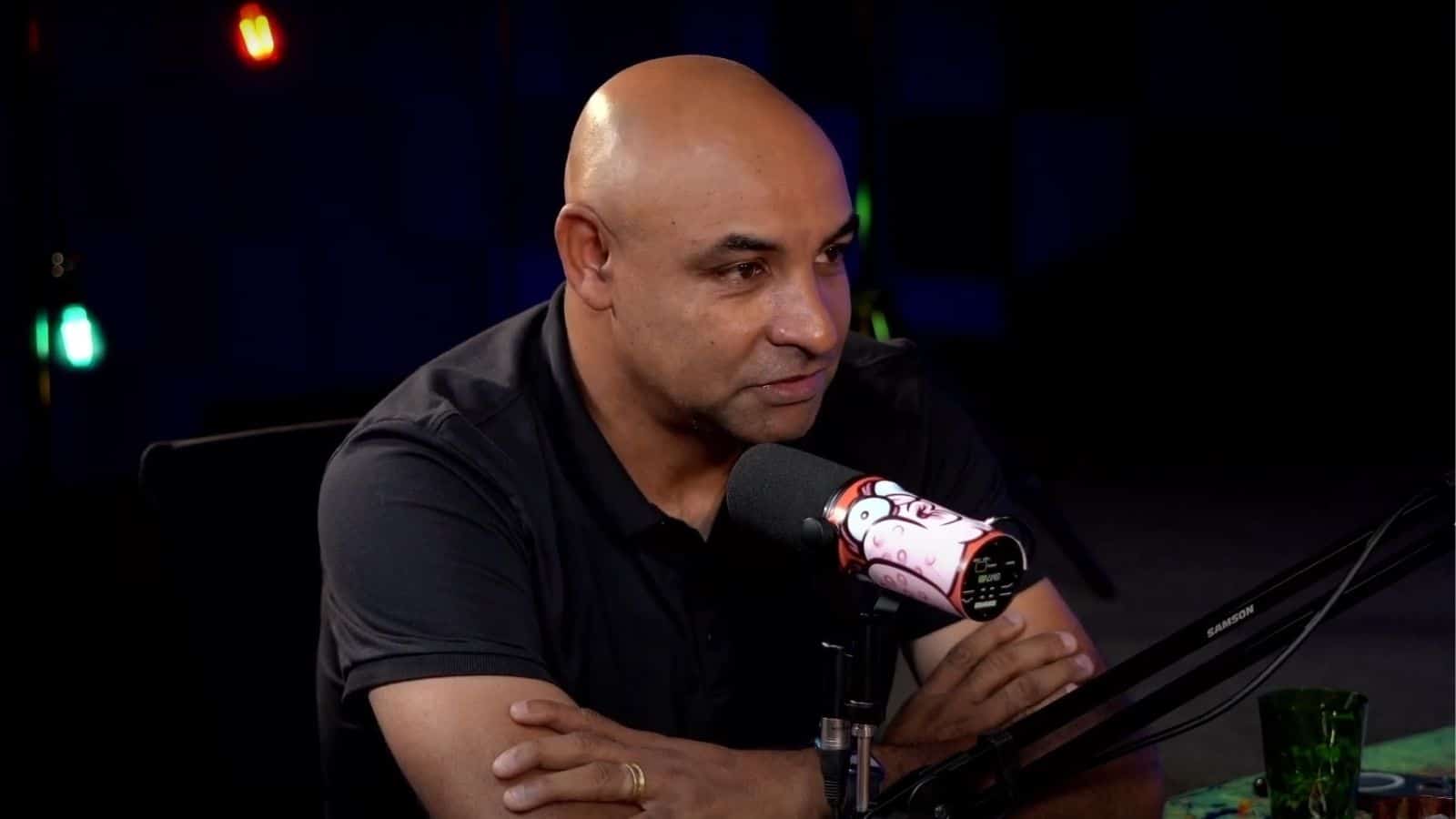 Rádio Acústica FM - A Costa Doce tem voz.