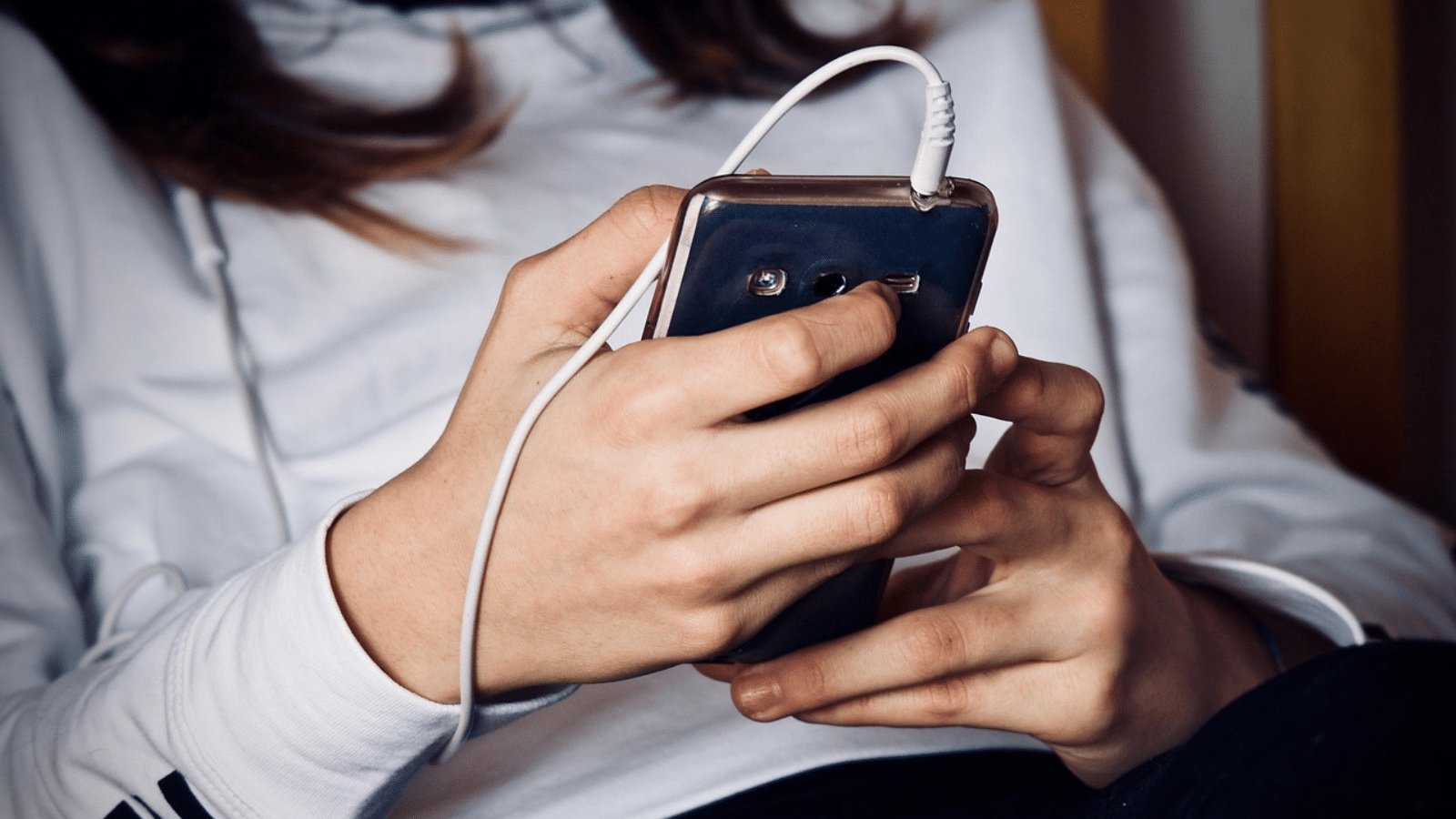 ECA Digital protege crianças e jovens dos perigos do mundo virtual